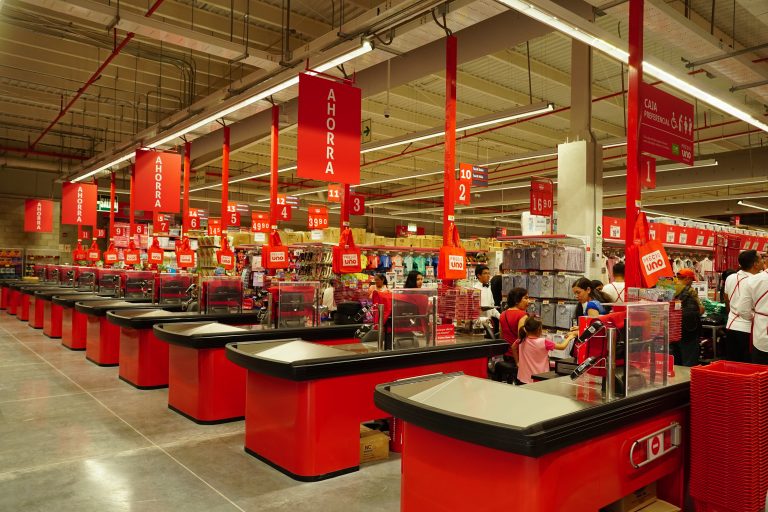 Hiperbodega Precio Uno inaugura nuevo local en Veintiséis de Octubre ...