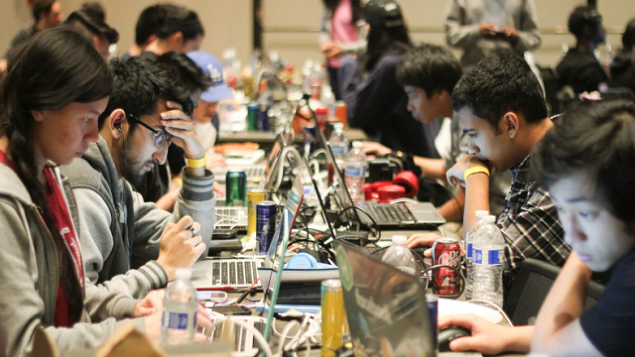 ¡Atención jóvenes de Piura! ¿Quieres participar de la Hackatón? - Piura ...