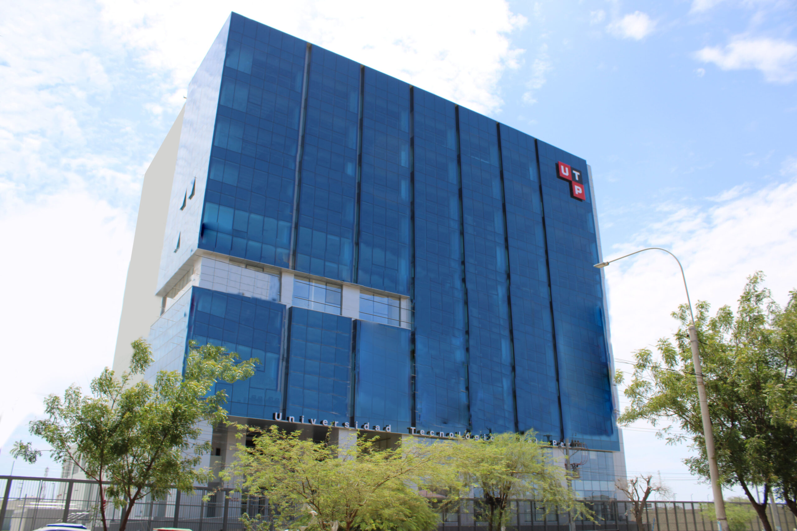 UTP se ubica en el top 5 de universidades peruanas en el ranking ...