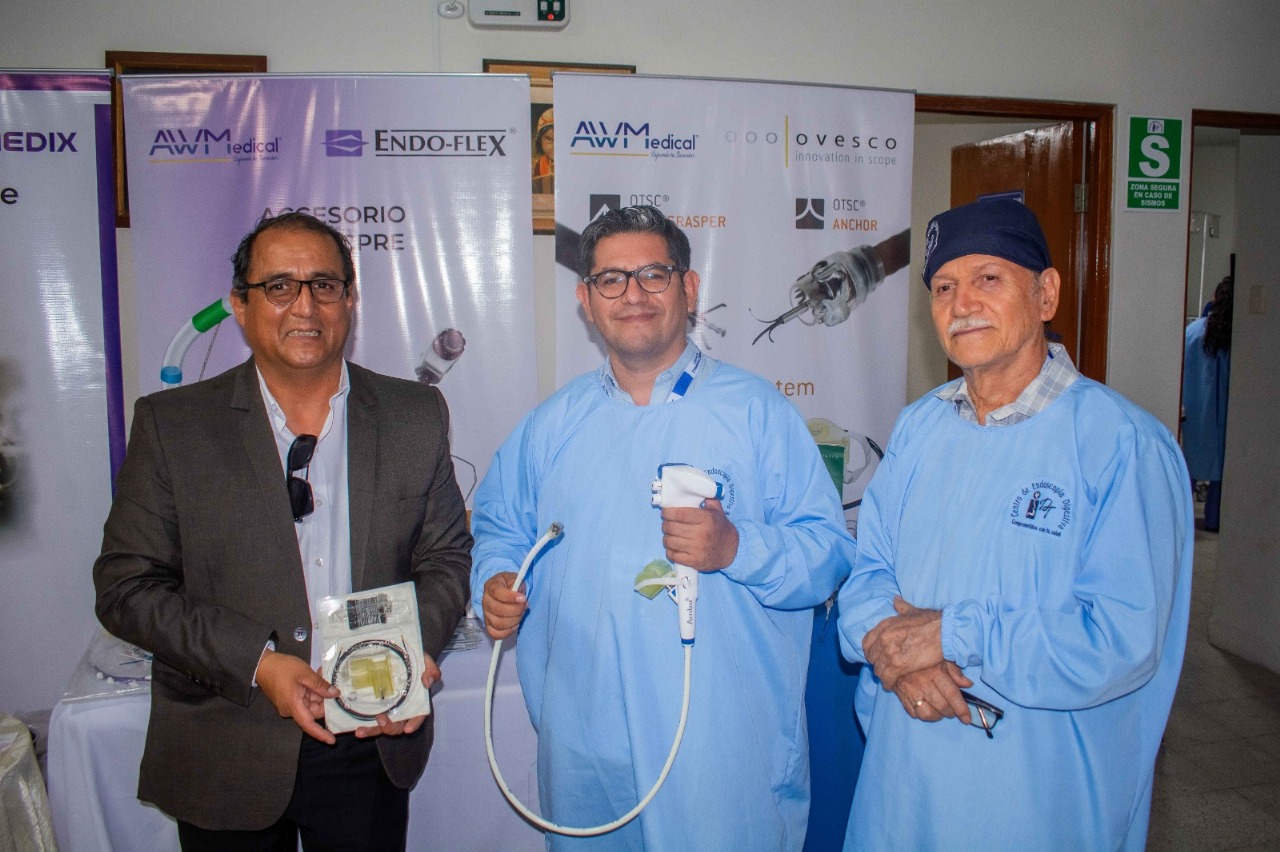 Médicos extranjeros llegan a Piura para capacitarse en endoscopía y ...
